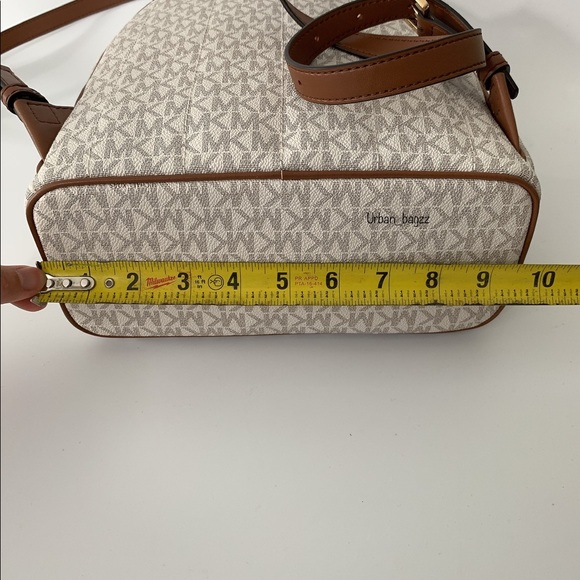 Michael Kors | Bags | Michael Kors Kenly Medium Backpack | Poshmark